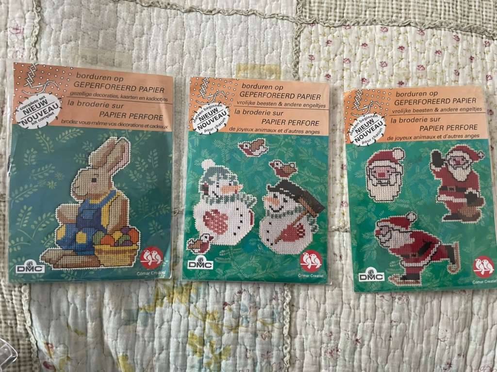 3x Stickpackungen Ostern und Weihnachten( perforiertes Papier), € 15 ...