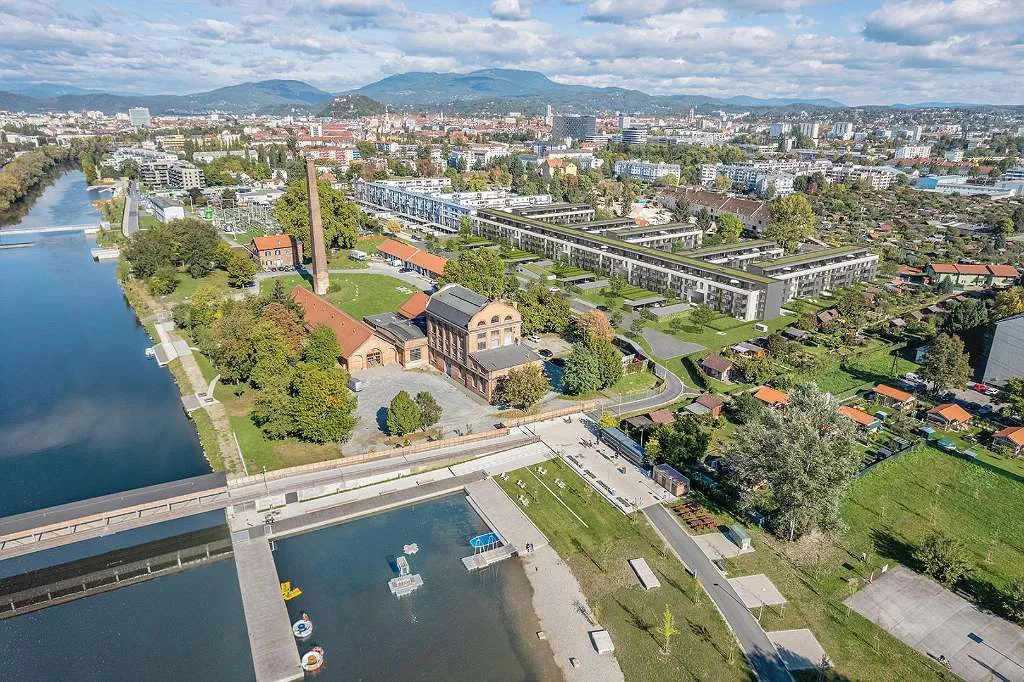 MUR RESORT - MODERNE ERSTBEZUGSWOHNUNG MIT GROSSEM BALKON!, 54,68 m², € ...