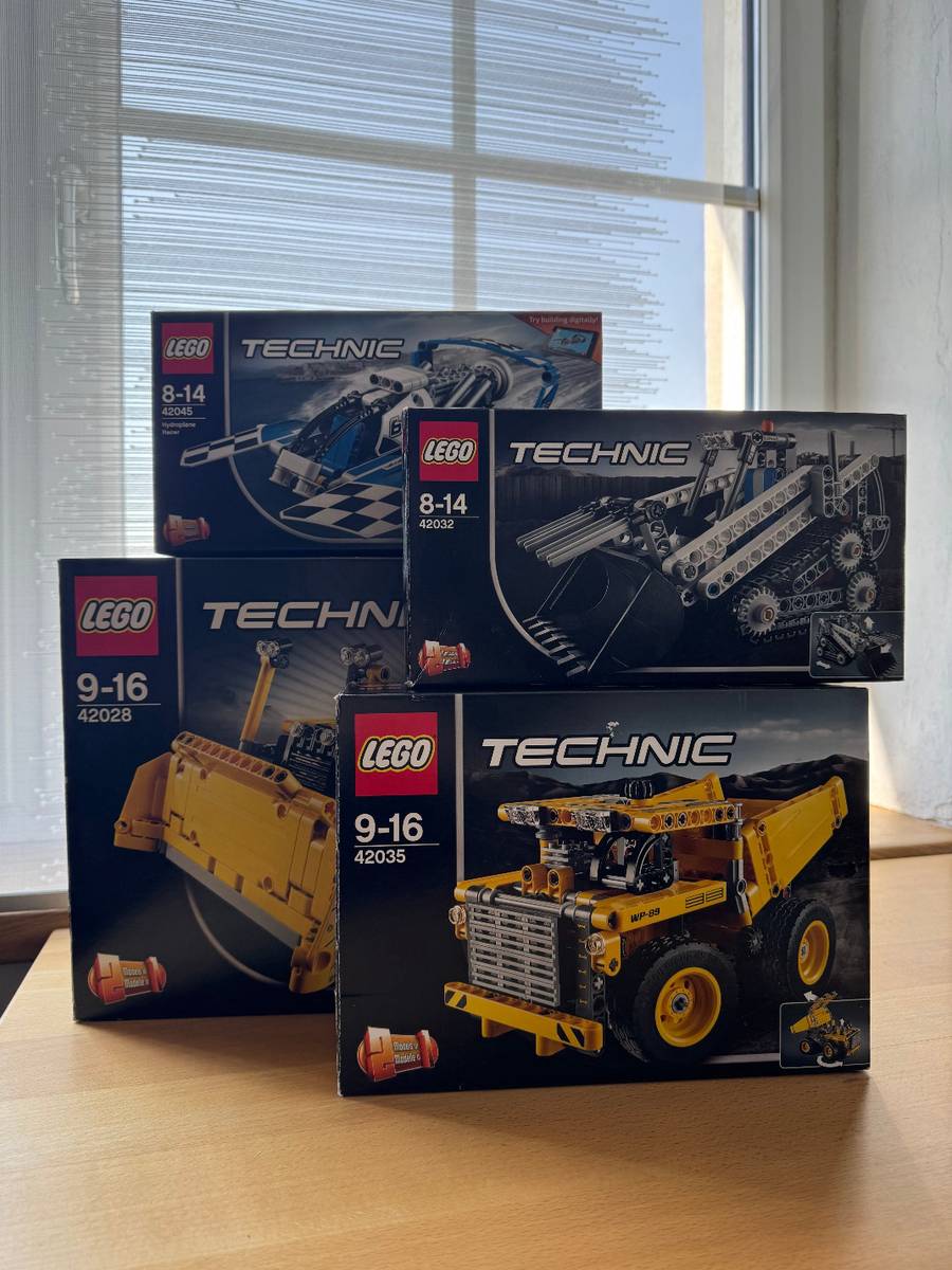 LEGO Technic Set Paket (4 Modelle) - vollständig, OVP & Anleitung, € 65 ...