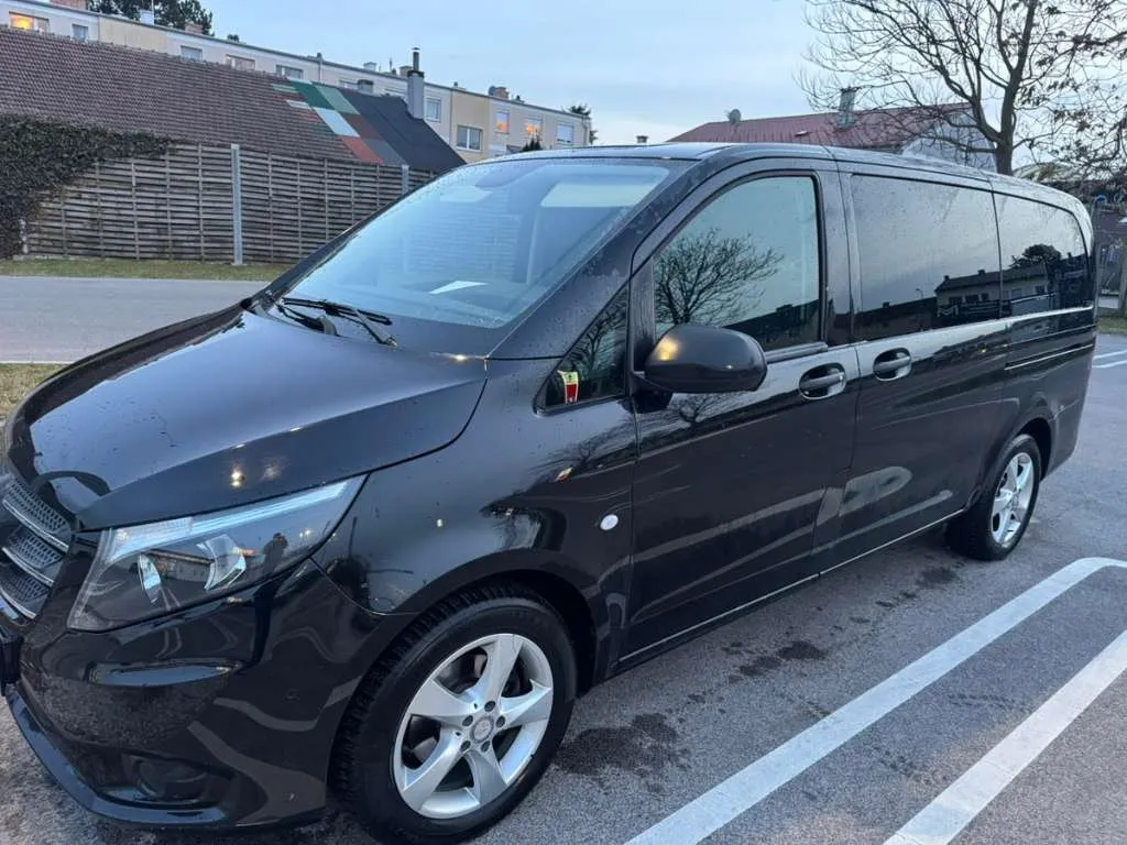 Wunderschne Mercedes Vito Family Bild