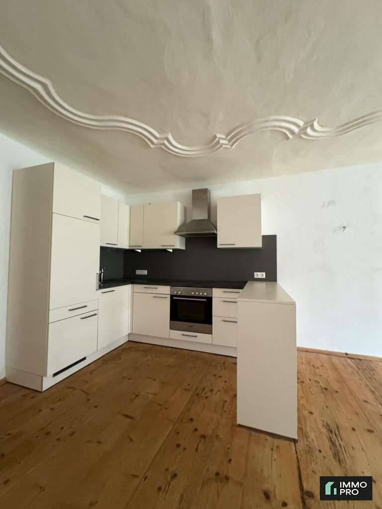 Wunderschöne charmante 2-Zimmer Wohnung in zentraler Lage in Hallein ...