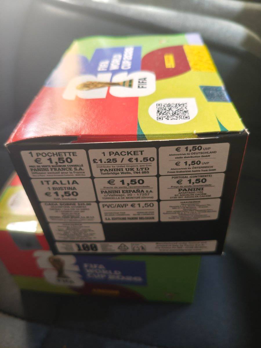 2 FIFA World Cup Sticker Display 2026 Panini, € 250,- (6020 Innsbruck ...
