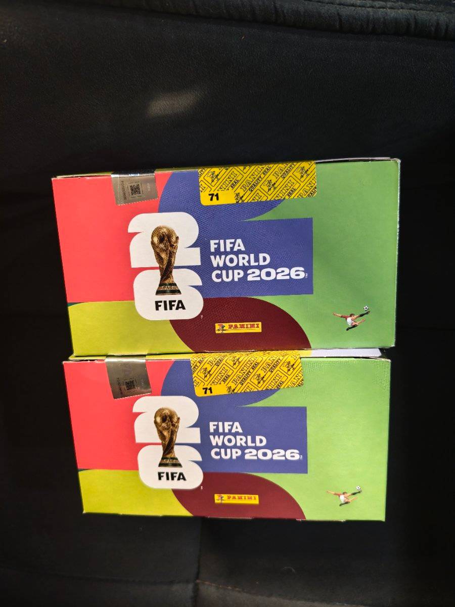 2 FIFA World Cup Sticker Display 2026 Panini, € 250,- (6020 Innsbruck ...