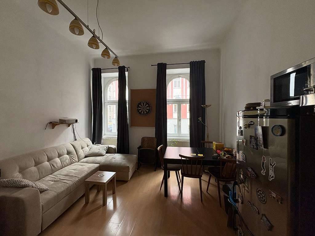 Helle Altbauwohnung zum Wohlfühlen, 52 m², € 750,-, (1100 Wien) - willhaben