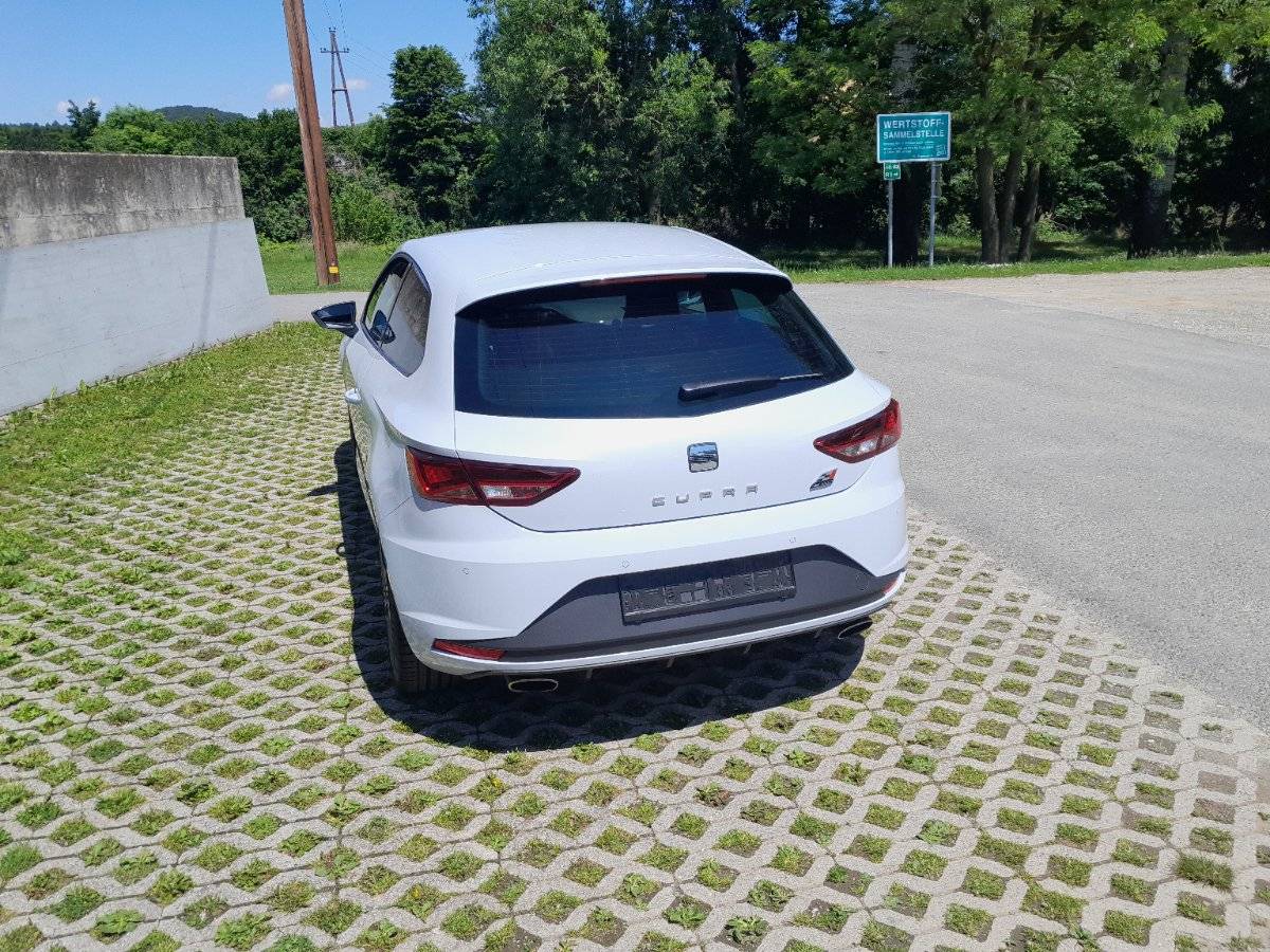Seat Leon Handschalter Cupra 290 ps Sportwagen / Coupé, 2016, 35.000 km ...