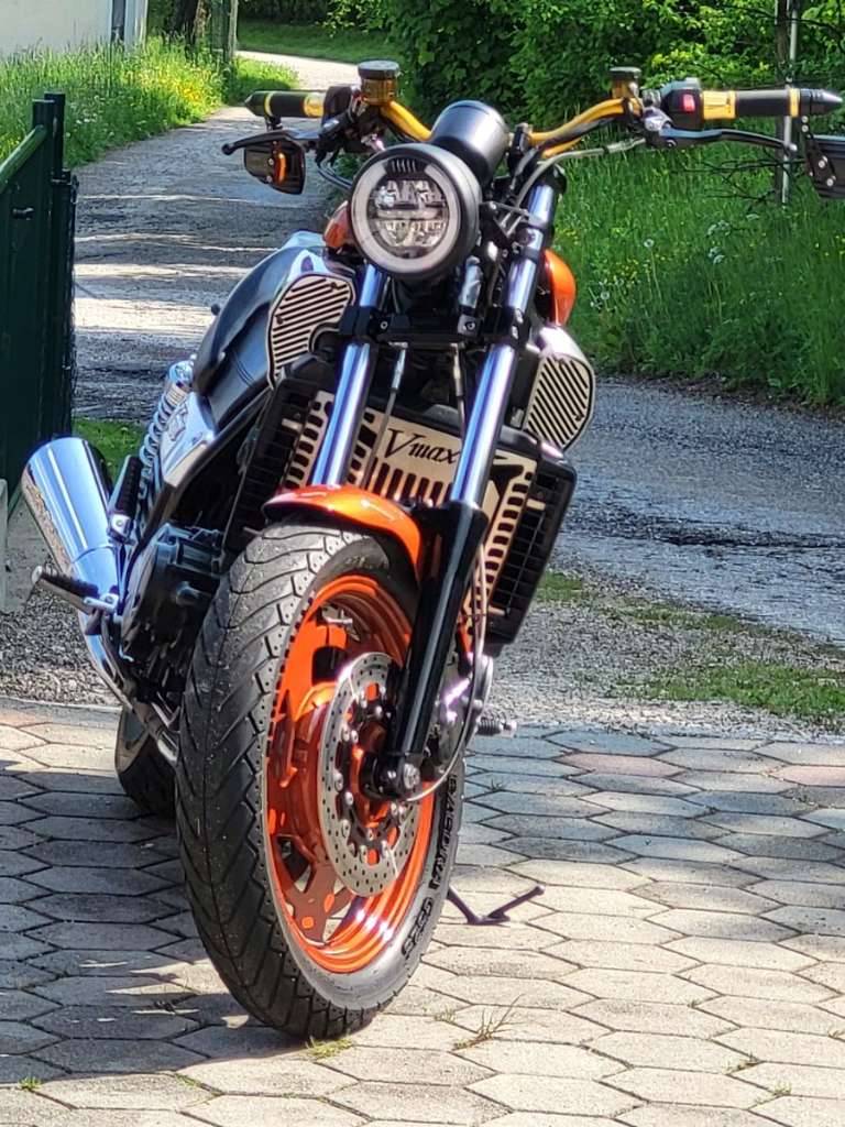 Yamaha V-Max Naked Bike - willhaben