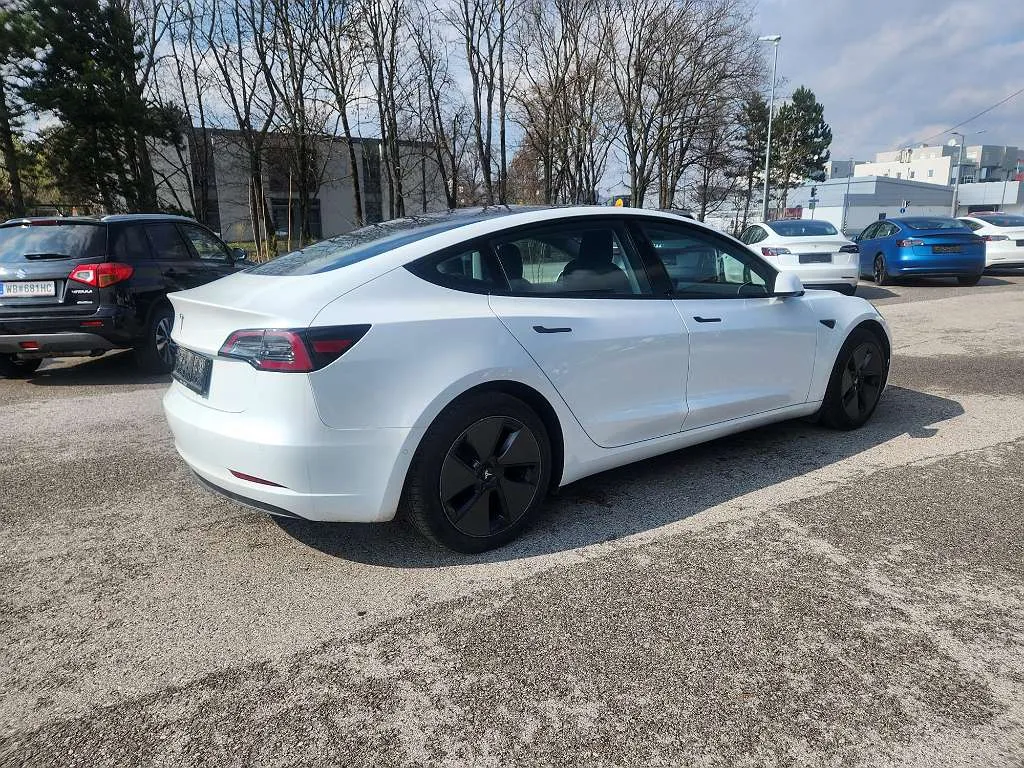 Tesla Model 3 Standard Range RWD Plus 57,5kWh Limousine, 2021, 54.000 ...