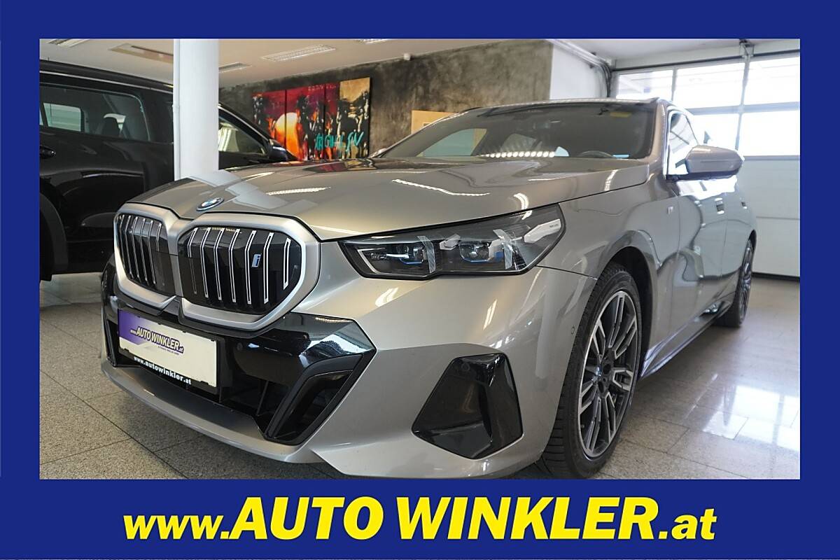 BMW i5 Touring eDrive40 M-Sport/Leder/Nav/LED Kombi / Family Van, 2024 ...