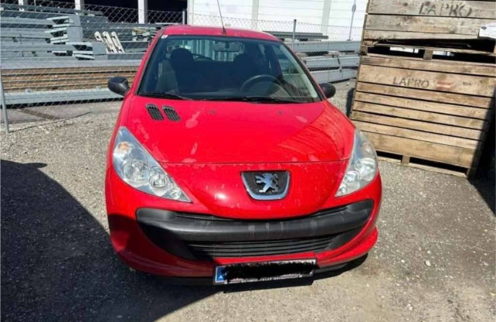 Peugeot 206 + Klein-/ Kompaktwagen, 2010, 149.000 km, € 200,- - willhaben