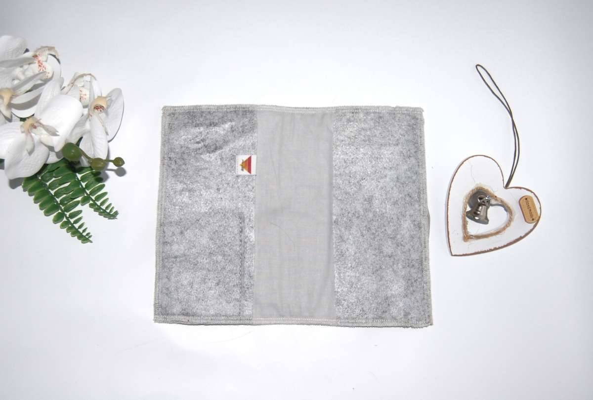 Mutter Kind Pass Hülle Baby Geburt Taufe Filz bestickt, € 10,- (6402 ...