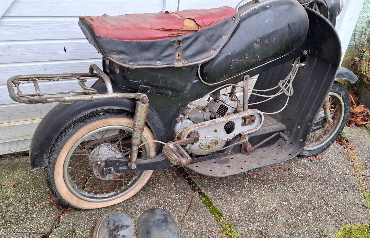 Lohner Lohner Sissy Tandem Moped / Mofa - willhaben
