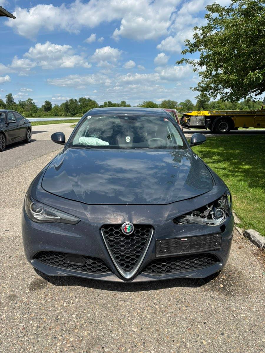 Alfa Romeo Giulia Limousine, 2017, 125.000 km, € 9.500,- - willhaben