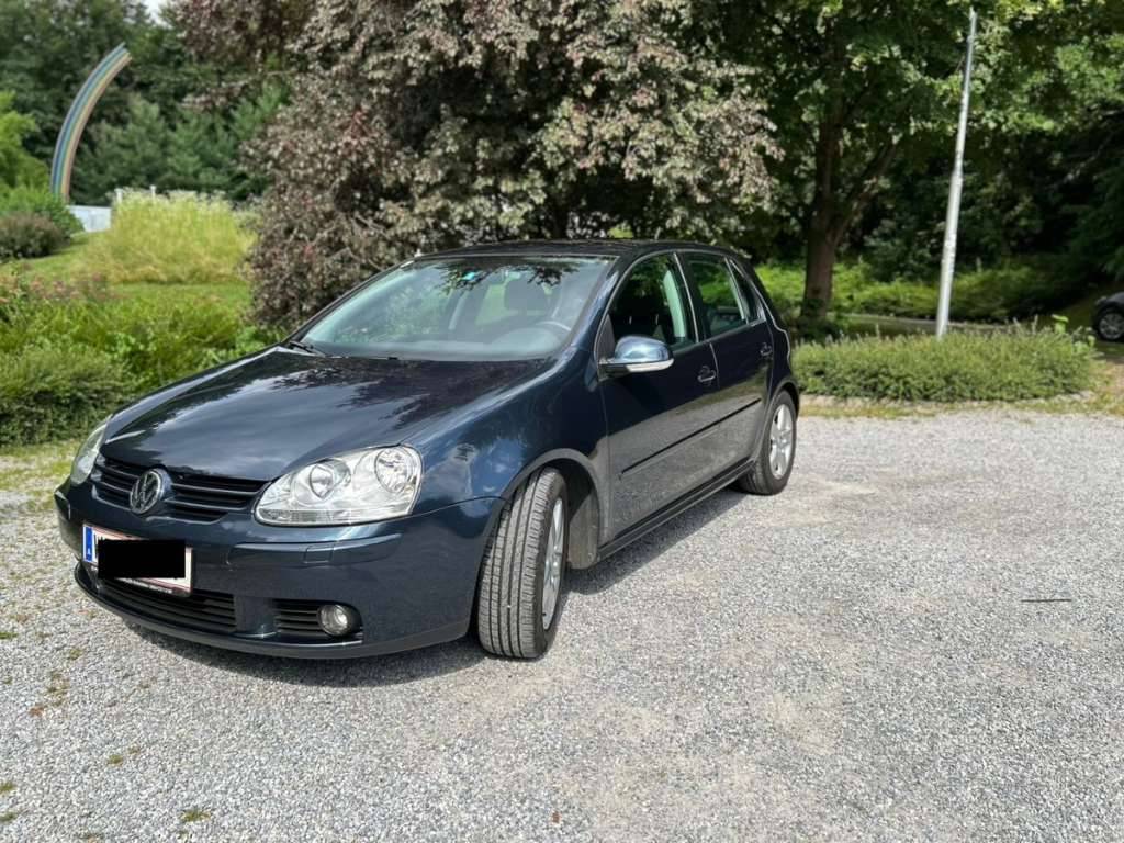 VW Golf V. 4Motion; TDI 105PS Klein-/ Kompaktwagen, 2007, 126.000 km, € ...