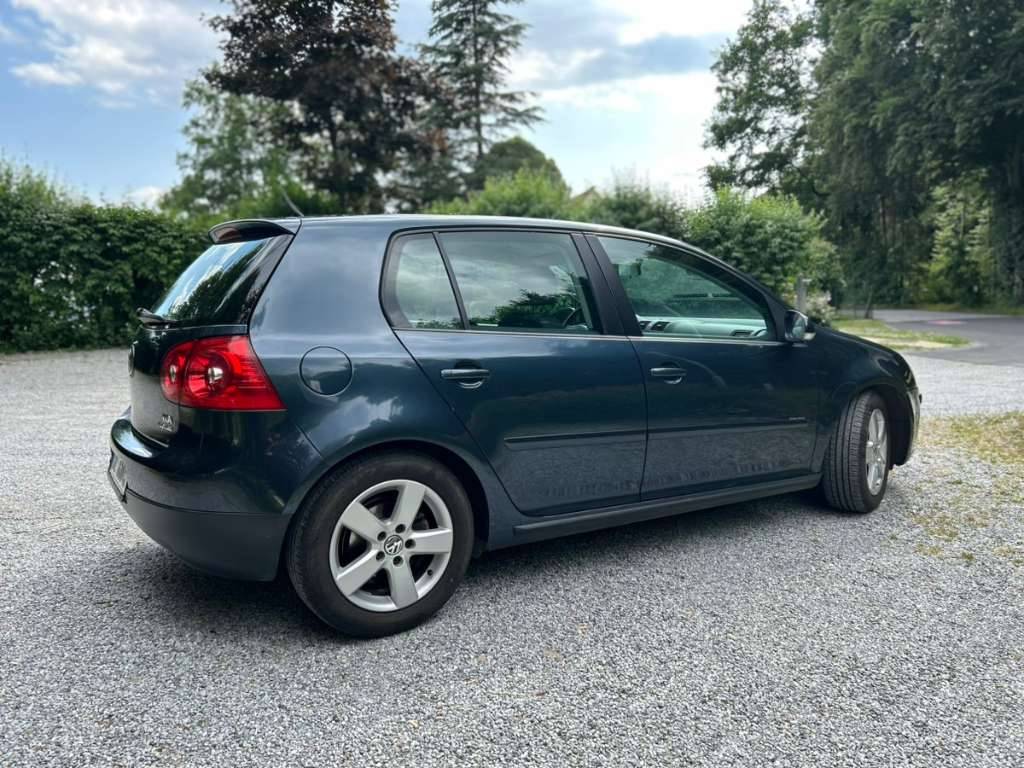 VW Golf V. 4Motion; TDI 105PS Klein-/ Kompaktwagen, 2007, 126.000 km, € ...