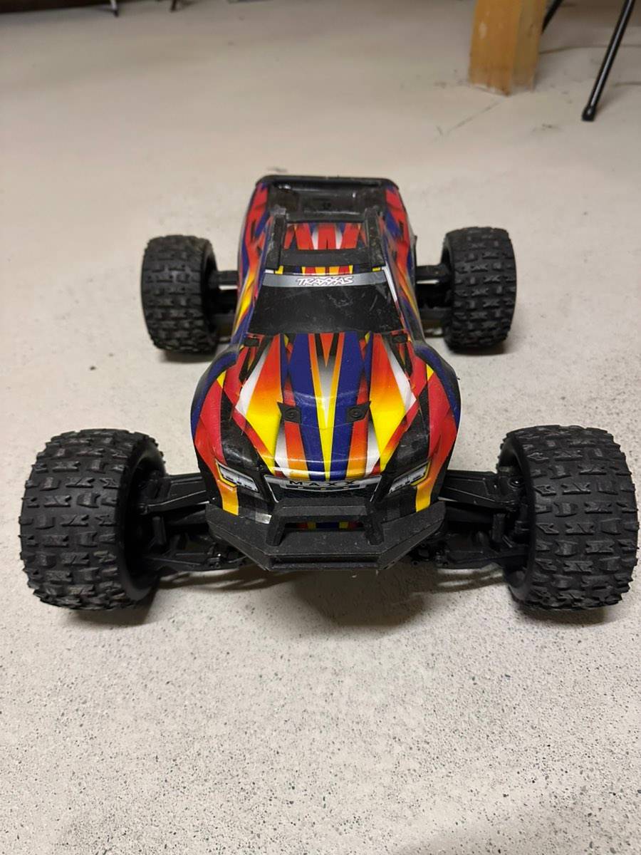 Traxxas Maxx (Widemaxx), € 400,- (2724 Hohe Wand) - willhaben