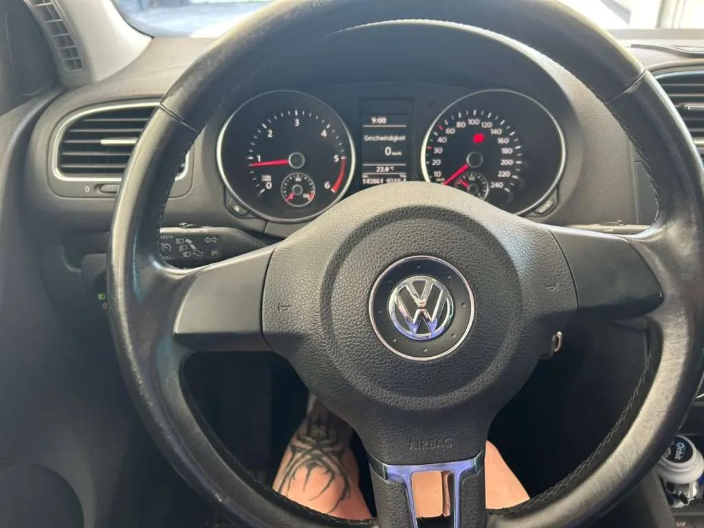VW Golf 6er Golf 1,6tdi Klein-/ Kompaktwagen, 2009, 144.000 km, € 4.900 ...
