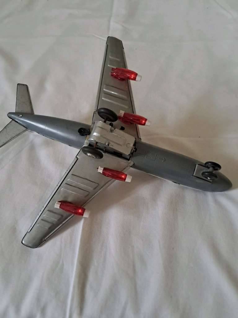 Altes vintage Blechspielzeug, Flugzeug, Lufthansa, Elekrtoantrieb ...