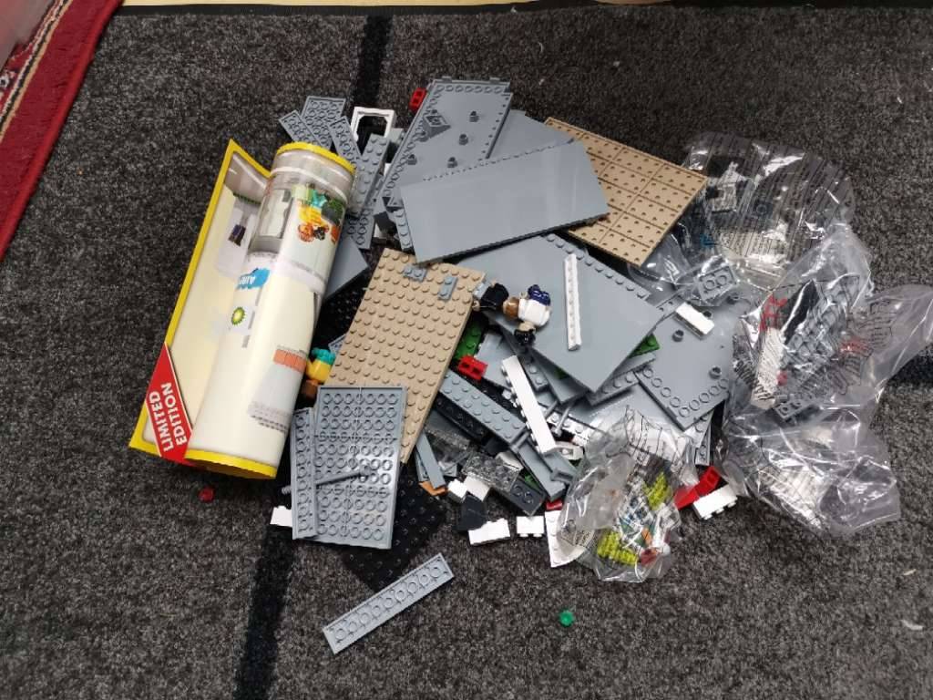 Cobi Airport Flughafen Bausteine, € 19,- (2371 Hinterbrühl) - willhaben
