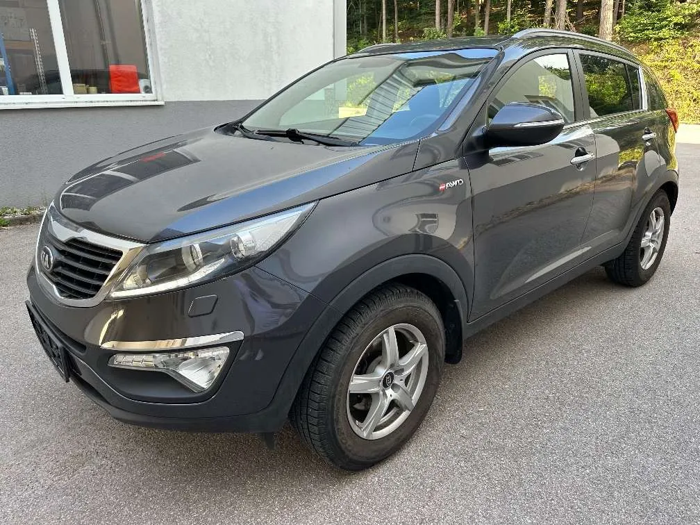KIA Sportage Active 2,0 CRDi 4WD DPF SUV / Geländewagen, 2014, 128.893 ...