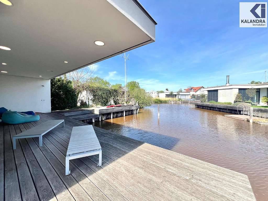 360° TOUR // LUXUS-VILLA am NEUSIEDLER SEE, 215 m², € 1.650.000 ...