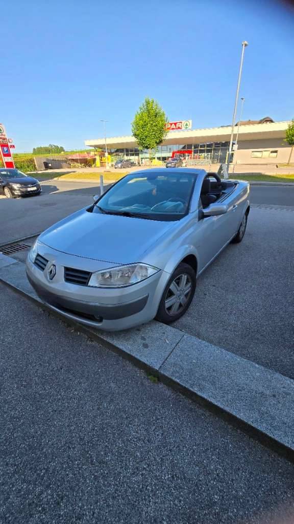 Renault Mégane II CC 1.6 Cabrio / Roadster, 2005, 235.000 km, € 750 ...
