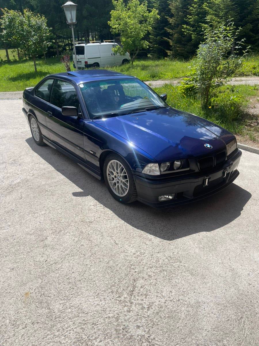 BMW 3er-Reihe e36 318is Sportwagen / Coupé, 1996, 252.091 km, € 7.900 ...