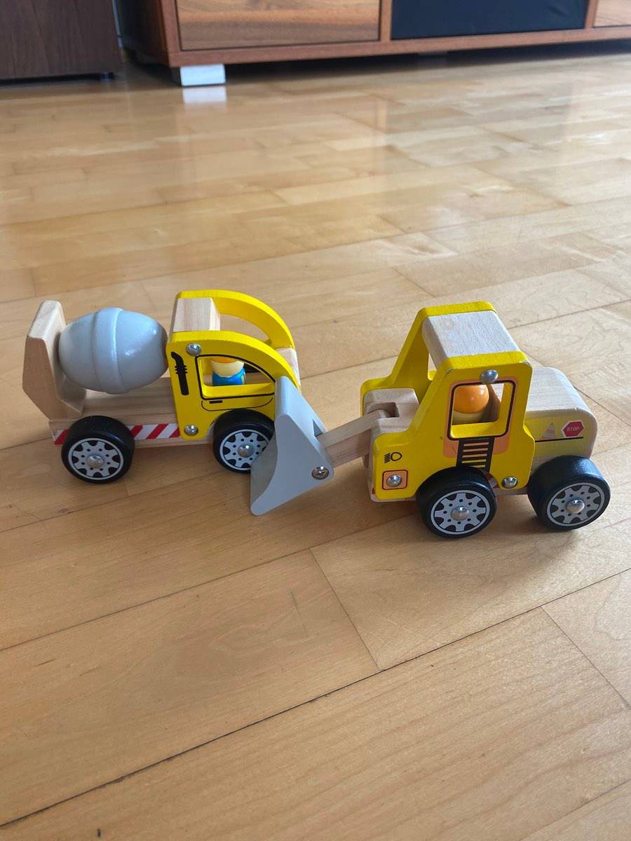 Betonmischer, Radlader, Goki Fahrzeug, Müllauto aus Holz, € 15,- (4773 ...