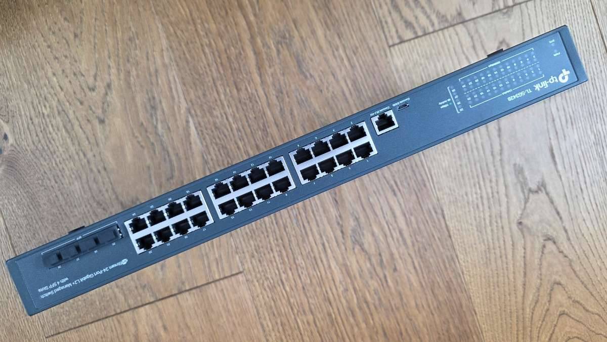 TP-Link SG3400 JetStream Rackmount Gigabit Managed Switch, 24x RJ-45 ...