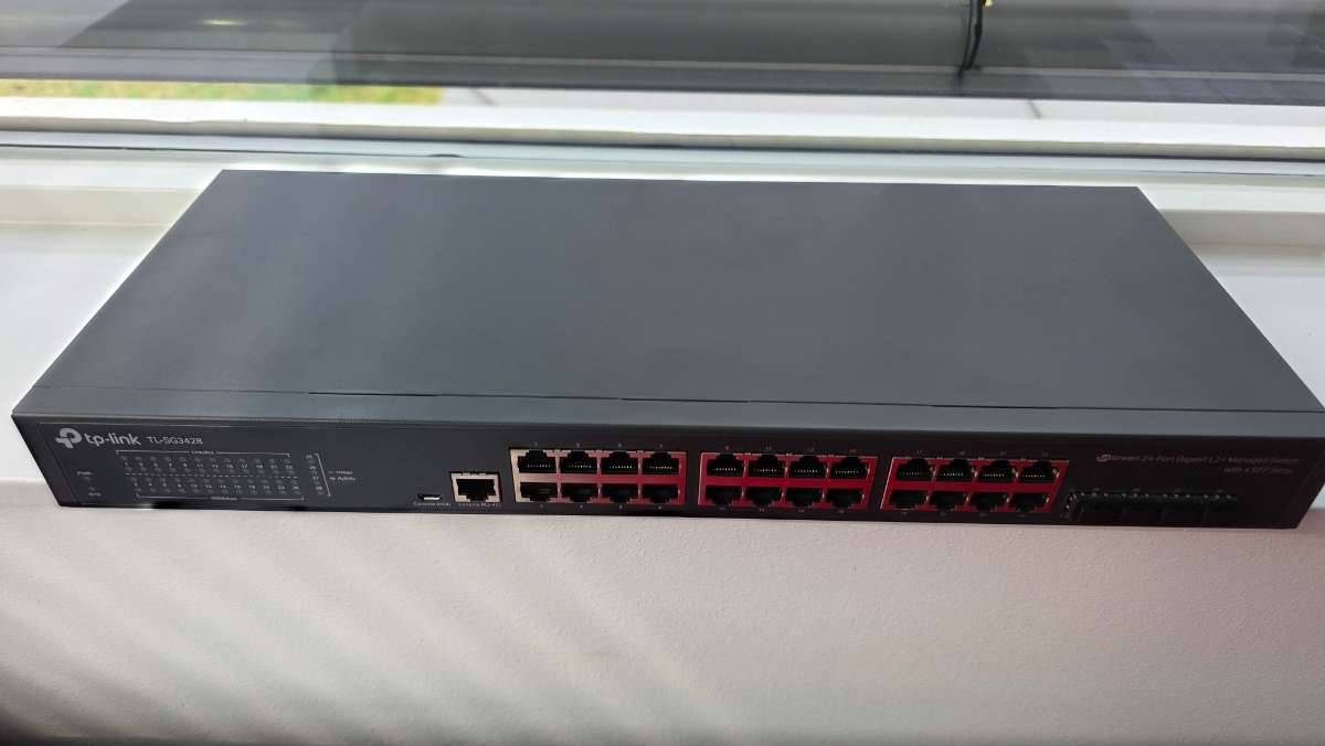 TP-Link SG3400 JetStream Rackmount Gigabit Managed Switch, 24x RJ-45 ...