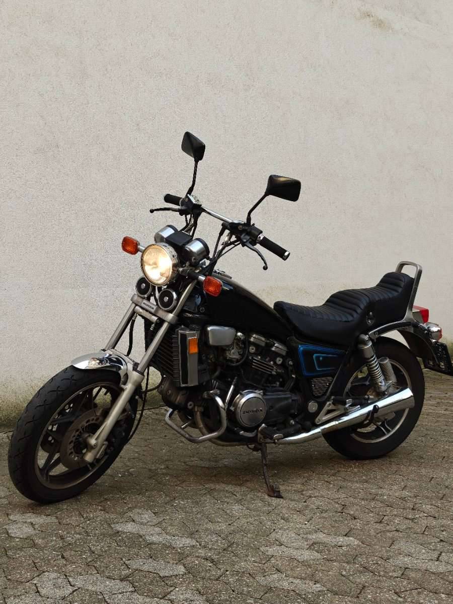 Honda Magna VF750C Rc09 Chopper / Cruiser - willhaben