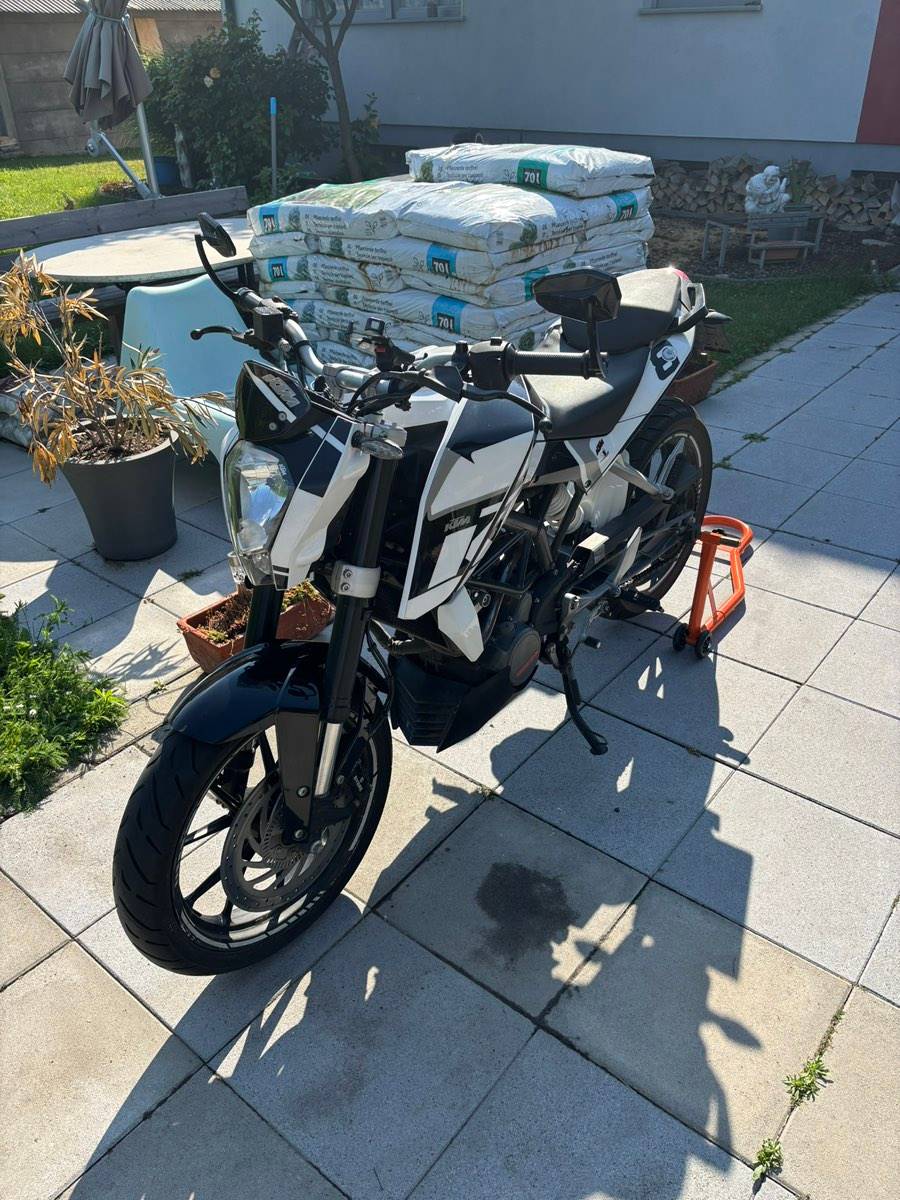 KTM 125 Duke Naked Bike - willhaben
