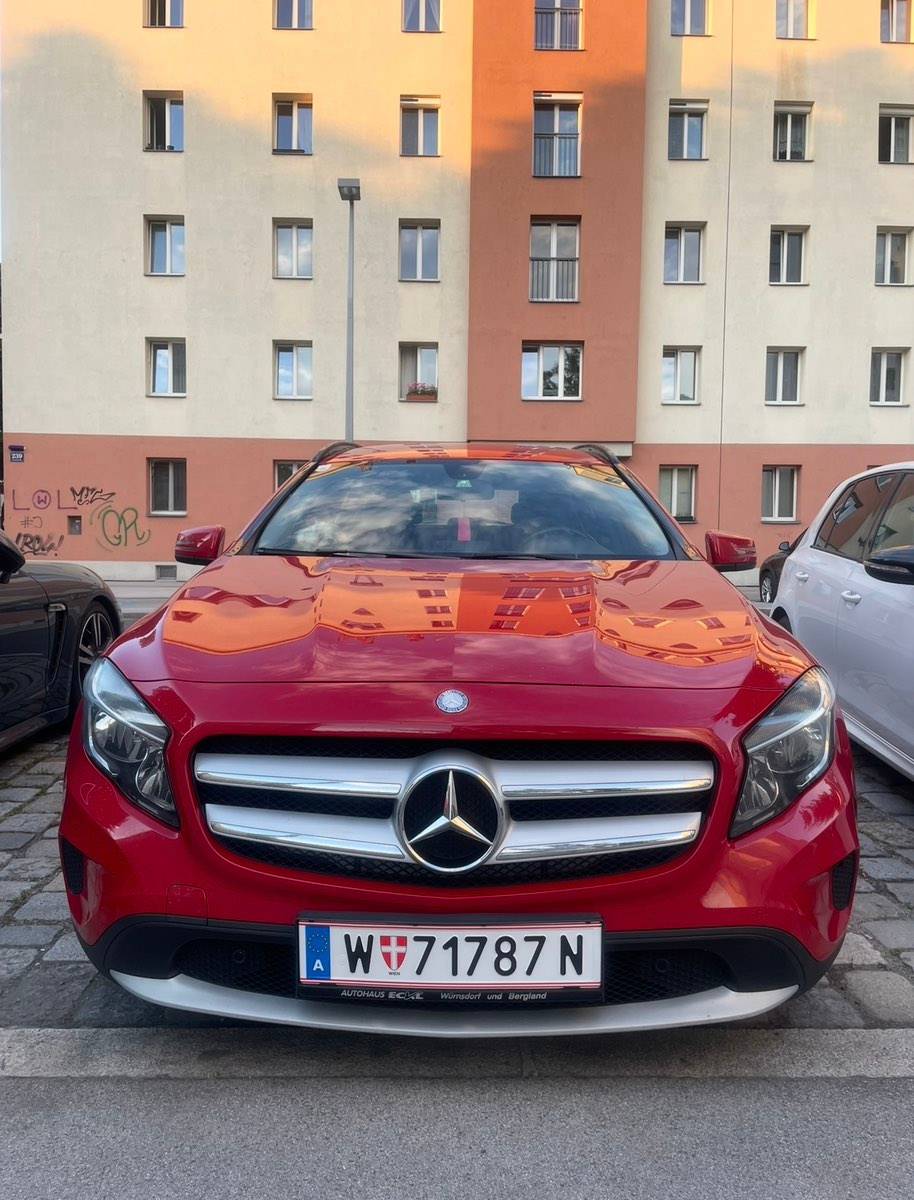Mercedes-Benz GLA-Klasse GLA 180 CDI SUV / Geländewagen, 2015, 317.000 ...