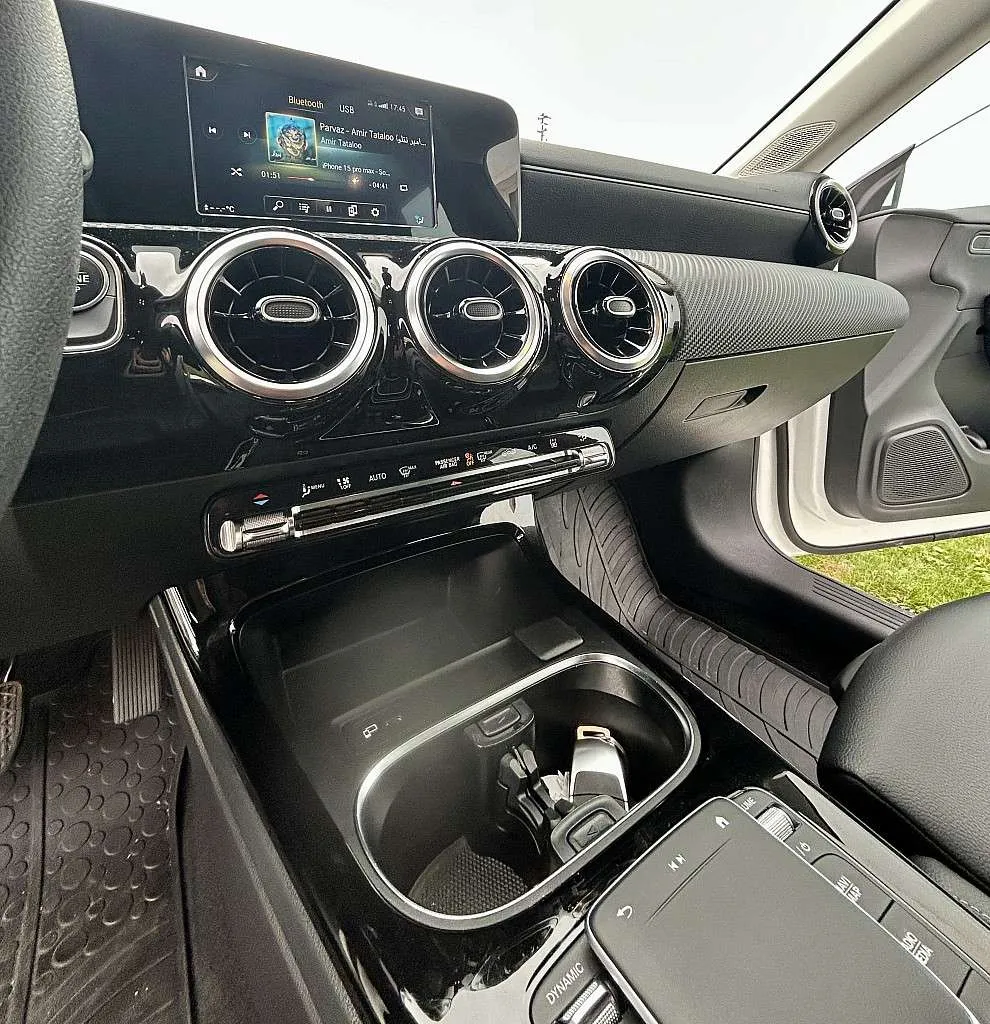 Mercedes-Benz CLA-Klasse CLA 250e PHEV Shooting Brake Aut. - Topzustand ...