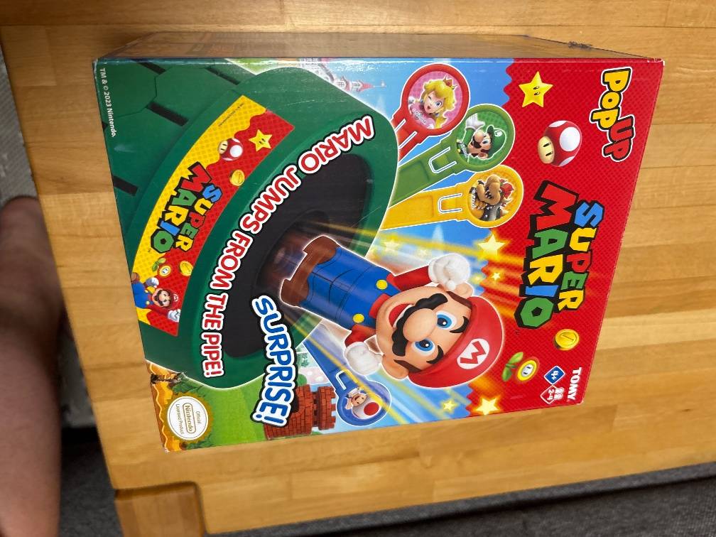 Super Mario jumps from the pipe minigame Nintendo, € 0,- (1120 Wien ...