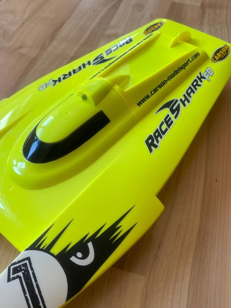 Carson Race Shark FD RC Boot inkl. Fernbedienung & Ladegerät, € 30 ...