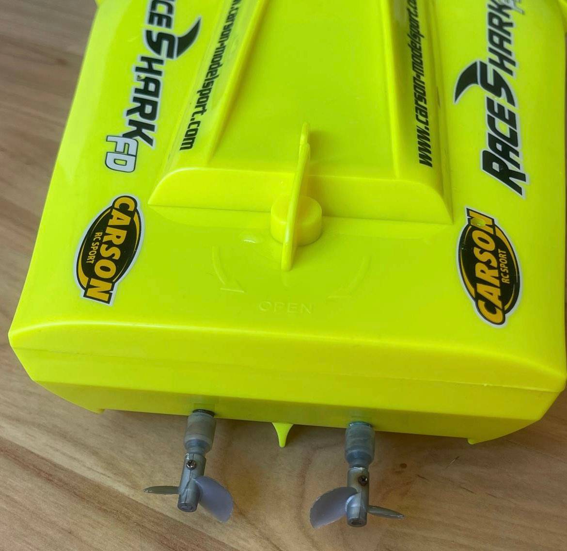 Carson Race Shark FD RC Boot inkl. Fernbedienung & Ladegerät, € 30 ...