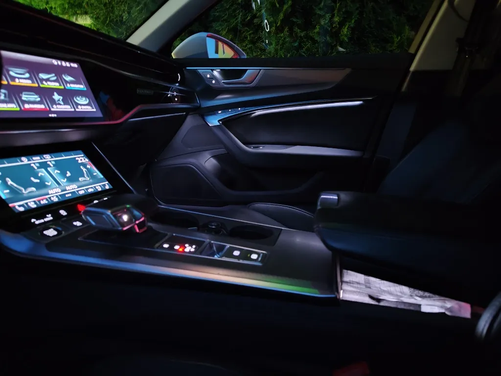 Audi A6 45 C8 TFSi-e Quattro,HD-Matrix LED,Sitzkühlung, Kombi / Family ...