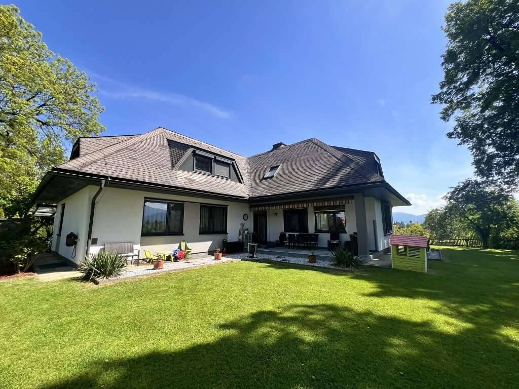 ++top saniertes Traumhaus mit wunderschönem Garten in bester Lage mit ...