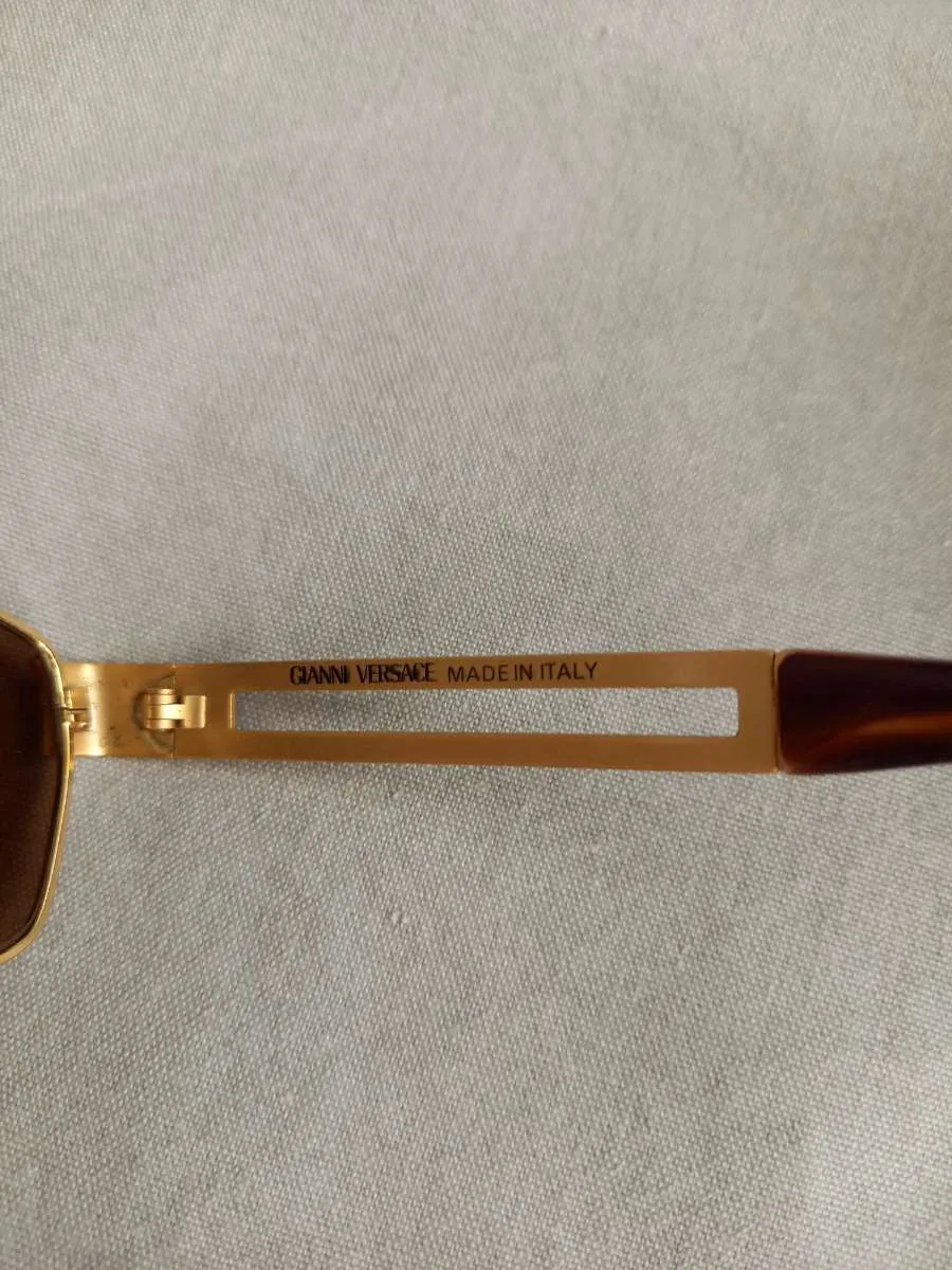 Gianni Versace Vintage Brille, € 99,- (6020 Innsbruck) - willhaben