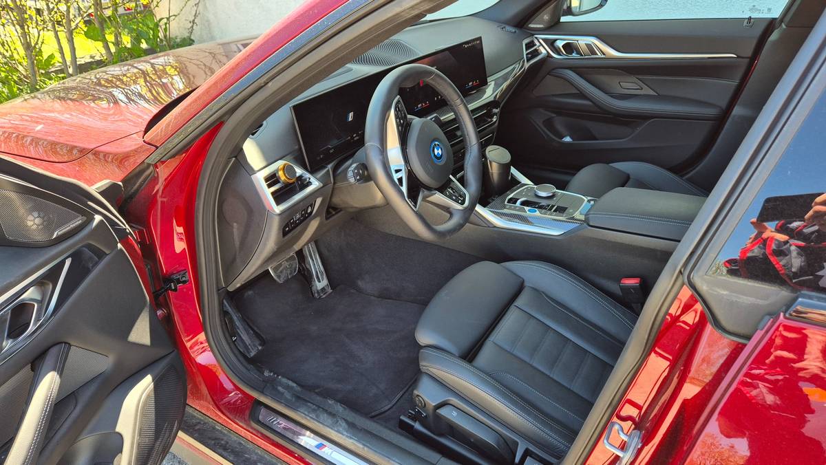 BMW i4 Gran Coupe xDrive40 81,1kWh Sportwagen / Coupé, 2025, 5.866 km ...