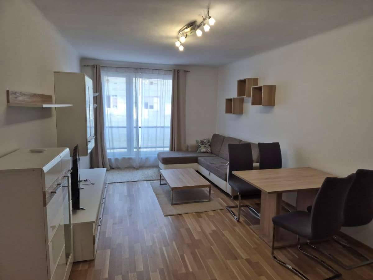 Schöne EIGENTUMSWOHNUNG in zentraler Lage von Simmering, 62 m², € 239. ...