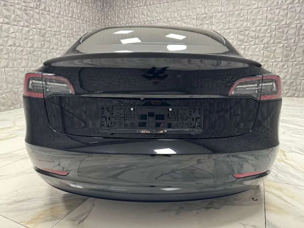 Tesla Model 3 Long Range- Dual Motor. Limousine, 2019, 160.674 km, € 14 ...