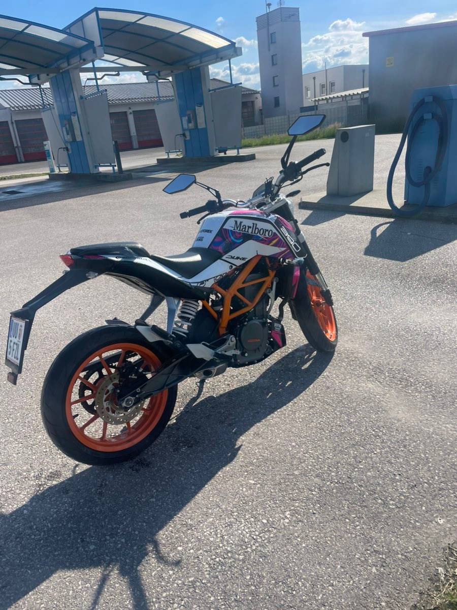 KTM 390 Duke Naked Bike - willhaben