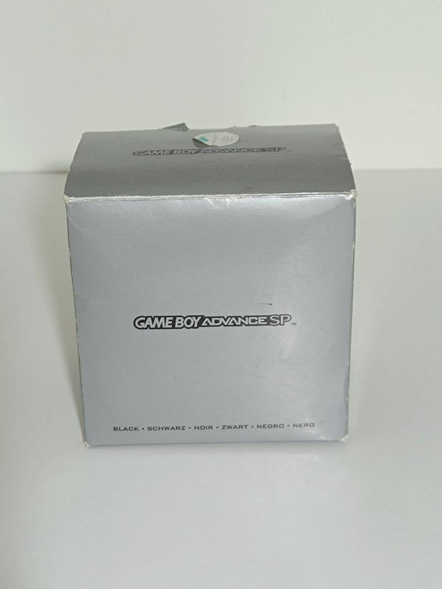 Game Boy Advance SP - Schwarz, inklusive Verpackung & Ladegerät, € 150 ...
