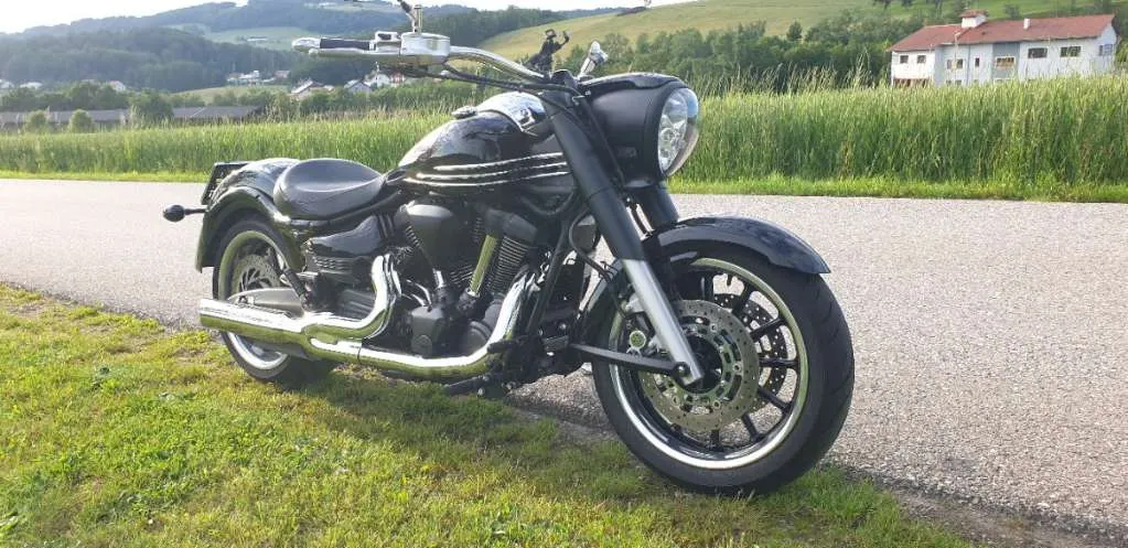 Yamaha XV 1900 Midnight Star Custom Chopper / Cruiser - willhaben