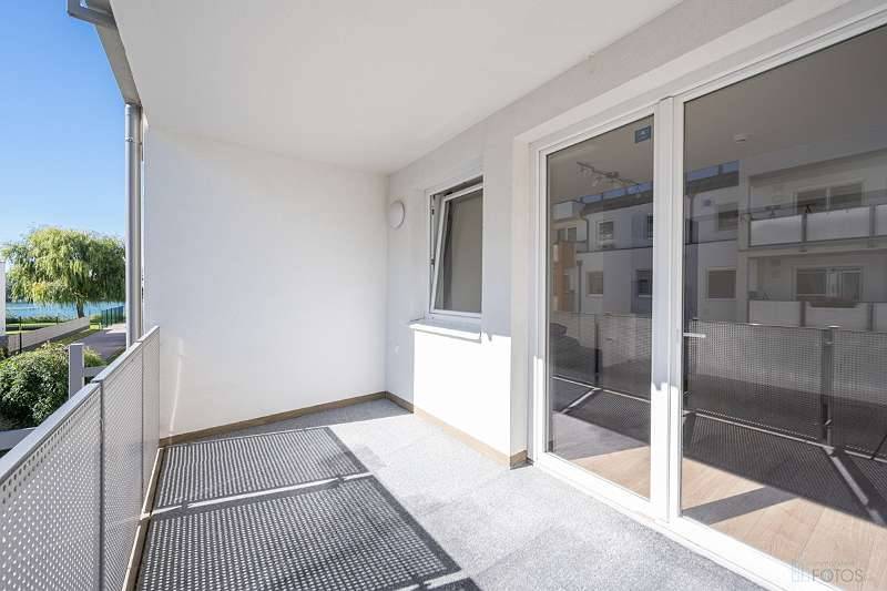 Seepark Vösendorf: Sonnige 2 Zimmer Wohnung am See, 45,26 m², € 800 ...