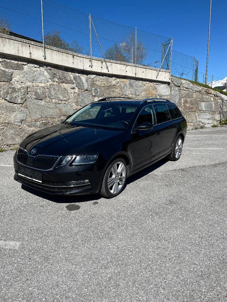 Skoda Octavia Combi 2,0 Style TDI 4x4 DSG Kombi / Family Van, 2017, 139 ...