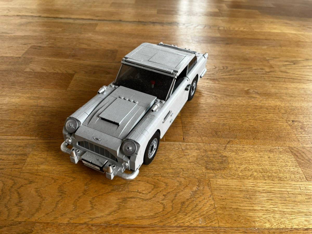 LEGO Creator Expert James Bond Aston Martin DB5 10262, € 50,- (8010 ...