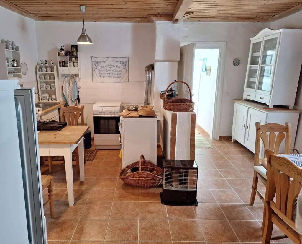 NEUER PREIS!!! Landhaus mit Nebengebäuden - originell und urig ...