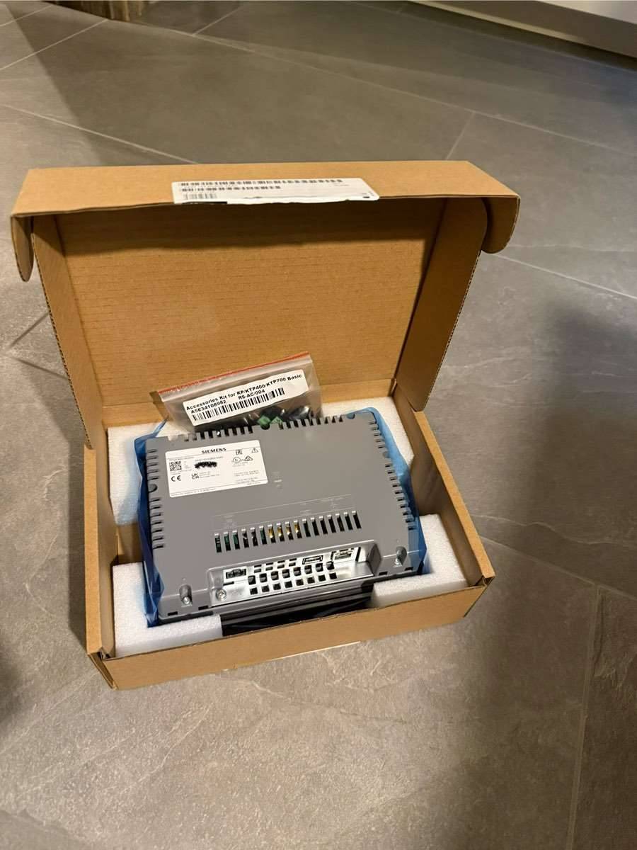 SIMATIC HMI TP700 Basic Keyless 6AV2143-6GB00-0AA0, € 370,- (4813 ...